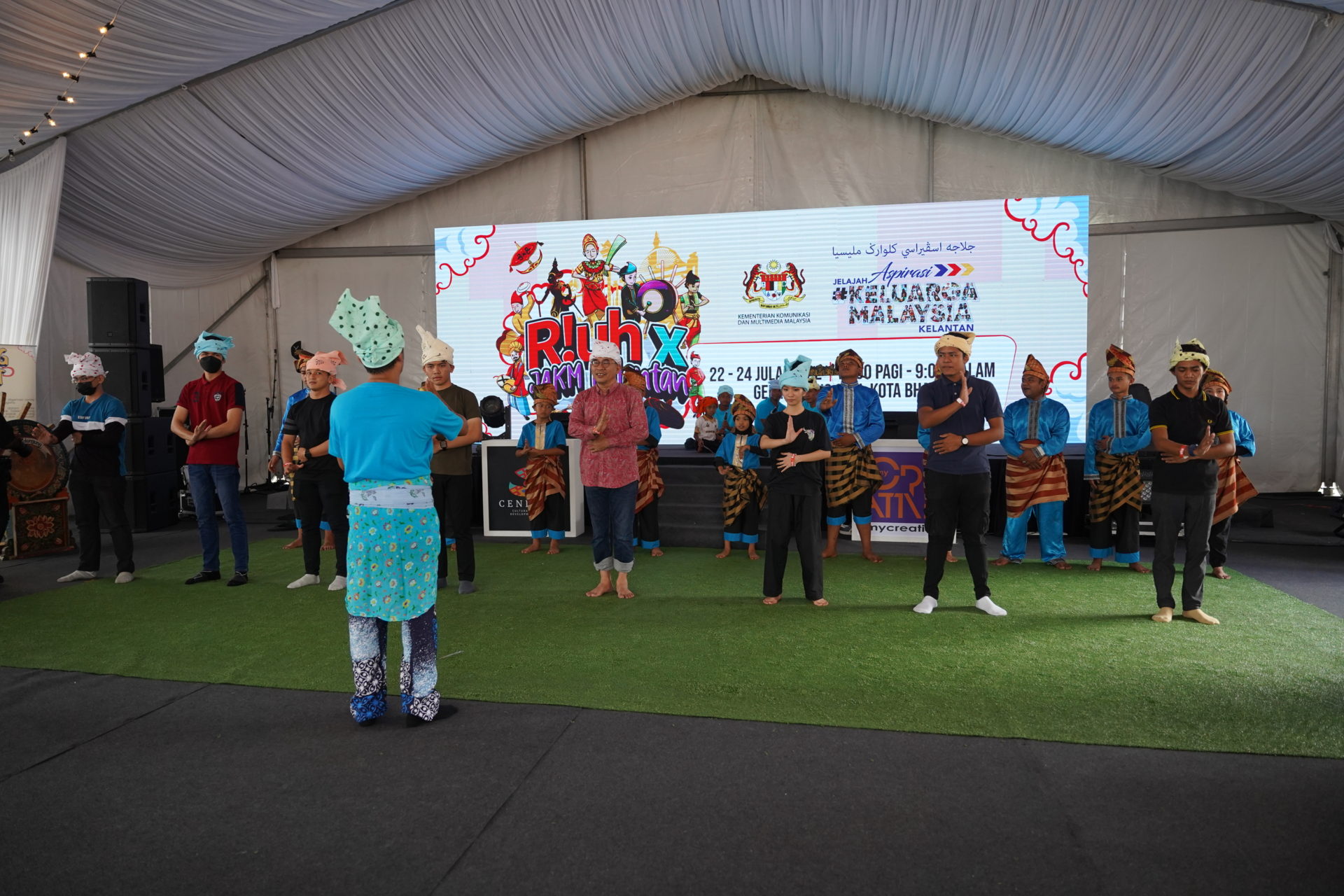 12 Persembahan kebudayaan anda perlu tahu - BASKL