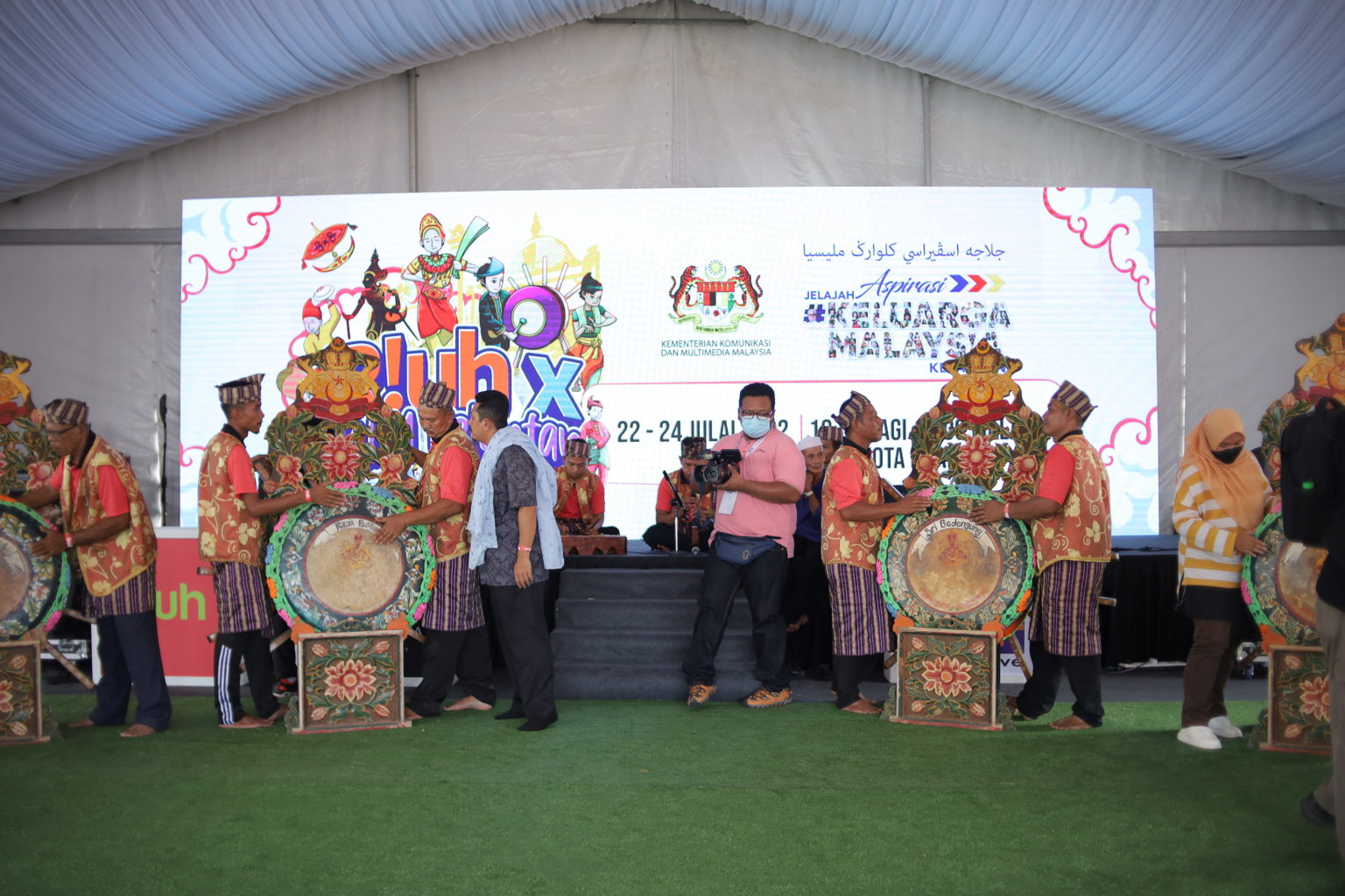 12 Persembahan kebudayaan anda perlu tahu - BASKL