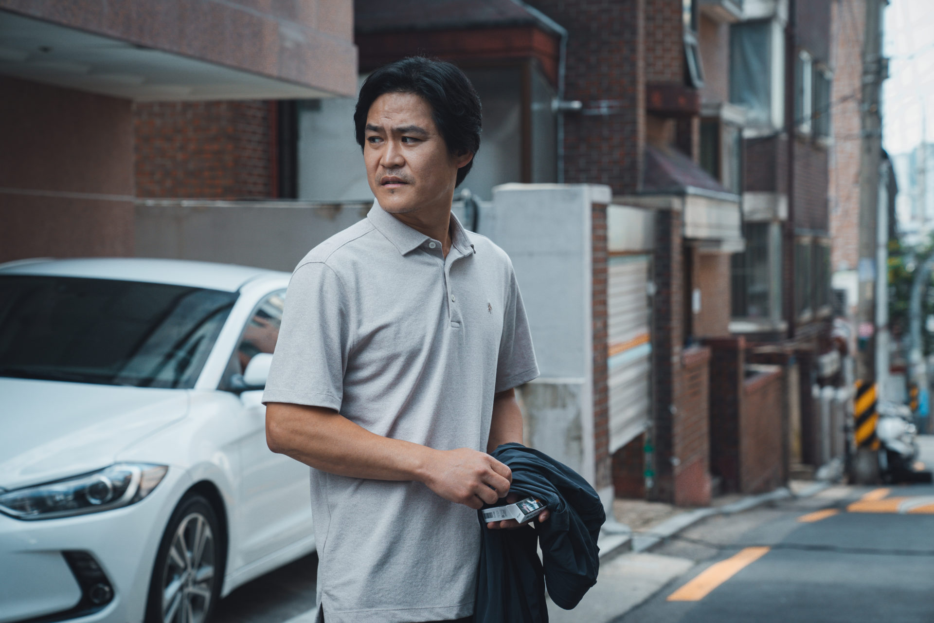 3 reasons why we can relate to Korean film, The Target! - BASKL